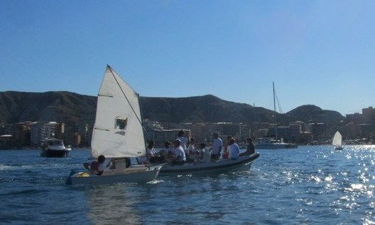 Regata Optimist over 30, sfida tra genitori in barca a vela - ilCirotano