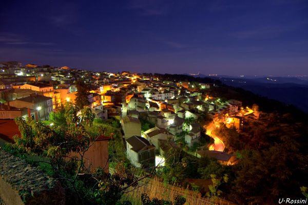 Gabriel Paletta difensore del Milan: ha origini di Savelli paesino del ...