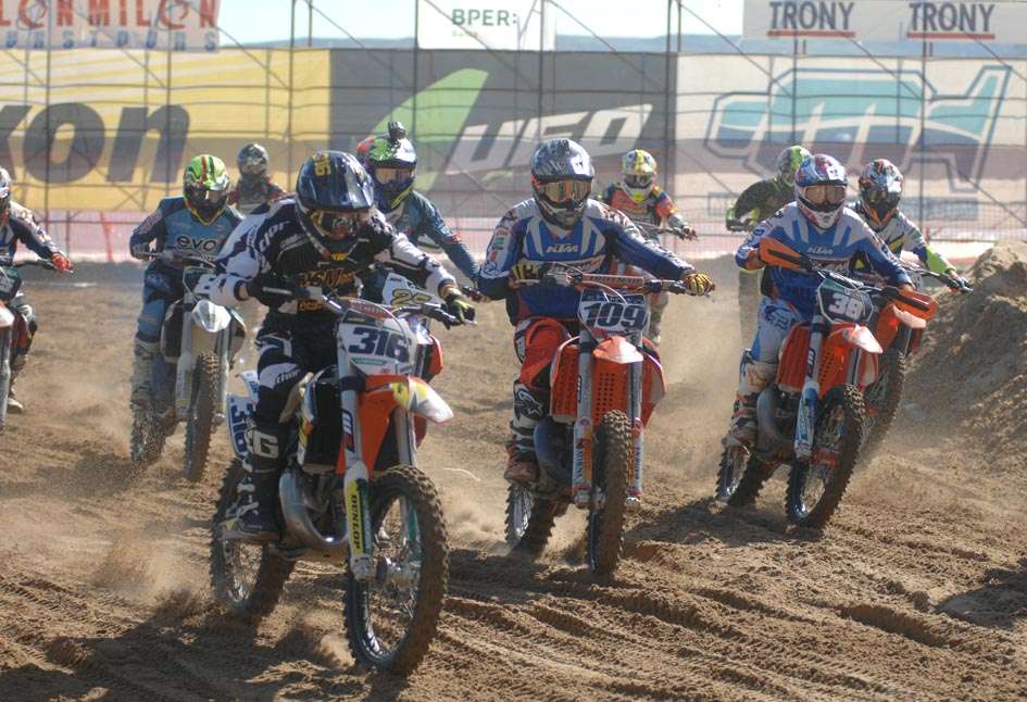 I 40 anni del Moto Club Ugo Gallo Crotone: al via le 5 motopasseggiate ...