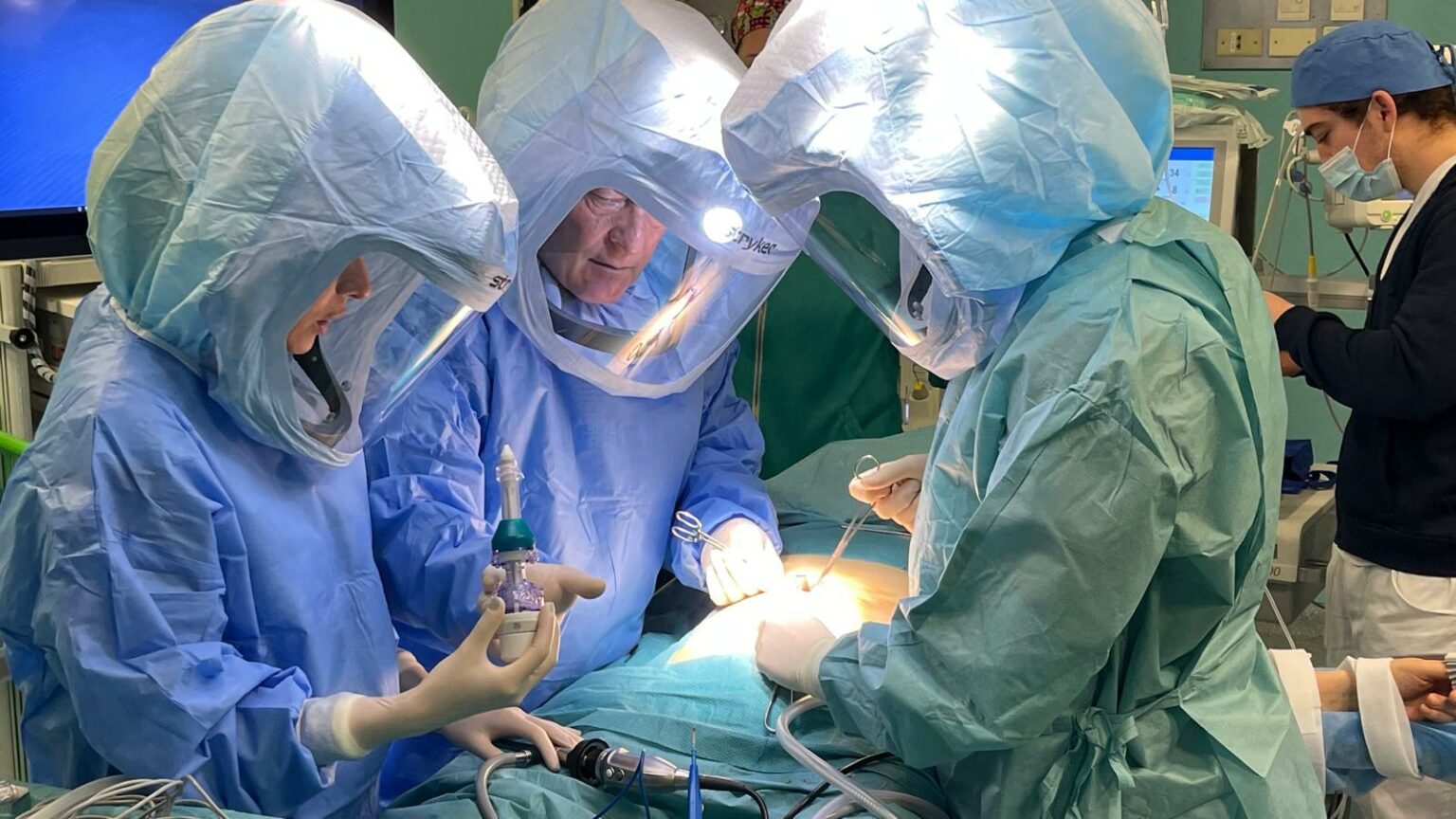 Ospedale di Lamezia: eseguito per la prima volta in Calabria un ...